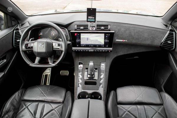 Grey DS 7 Crossback 2021 in Kaunas, with an engine capacity of 1.50 L and mileage of 203 thousand km for 15200 €, photo 9 on AUTOMOTO.COM.LV