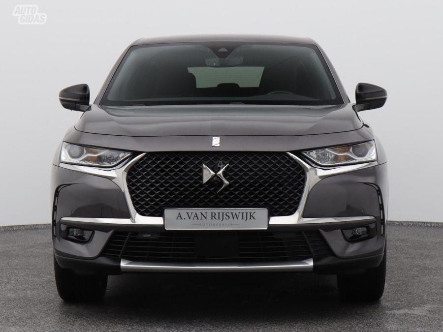 Grey DS 7 Crossback 2022 in Kaunas, with an engine capacity of 1.60 L and mileage of 71 thousand km for 25387 €, photo 12 on AUTOMOTO.COM.LV