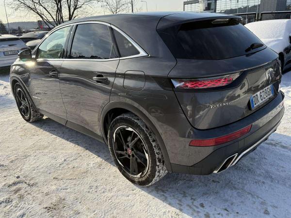 Pelēks DS 7 Crossback 2022 Viļņa, ar dzinēja tilpumu 1.60 L un nobraukumu 55 tūkst. km par 19500 €, foto 4 vietnē AUTOMOTO.COM.LV