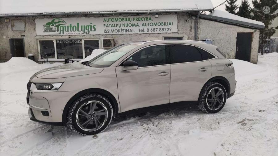 Pelēks DS 7 Crossback 2022 Klaipėda, ar dzinēja tilpumu 1.60 L un nobraukumu 72 tūkst. km par 23690 €, foto 2 vietnē AUTOMOTO.COM.LV