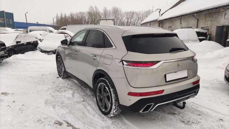 Pelēks DS 7 Crossback 2022 Klaipėda, ar dzinēja tilpumu 1.60 L un nobraukumu 72 tūkst. km par 23690 €, foto 7 vietnē AUTOMOTO.COM.LV