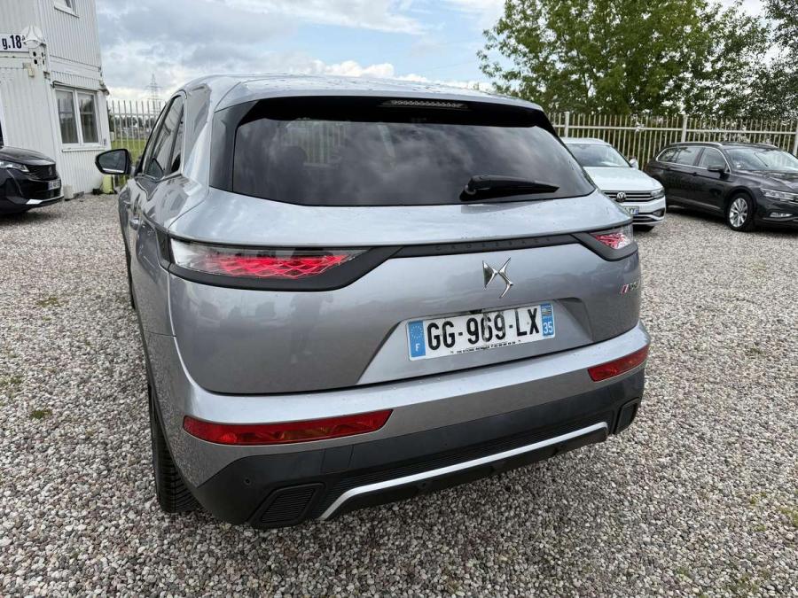 Pelēks DS 7 Crossback 2022 Marijampole, ar dzinēja tilpumu 1.50 L un nobraukumu 189 tūkst. km par 16692 €, foto 7 vietnē AUTOMOTO.COM.LV