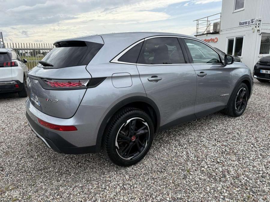 Pelēks DS 7 Crossback 2022 Marijampole, ar dzinēja tilpumu 1.50 L un nobraukumu 189 tūkst. km par 16692 €, foto 10 vietnē AUTOMOTO.COM.LV