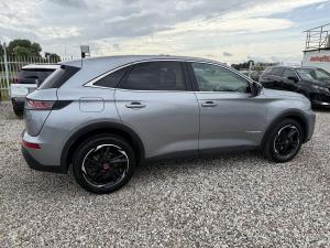 Pelēks DS 7 Crossback 2022 Marijampole, ar dzinēja tilpumu 1.50 L un nobraukumu 189 tūkst. km par 16692 €, foto 11 vietnē AUTOMOTO.COM.LV