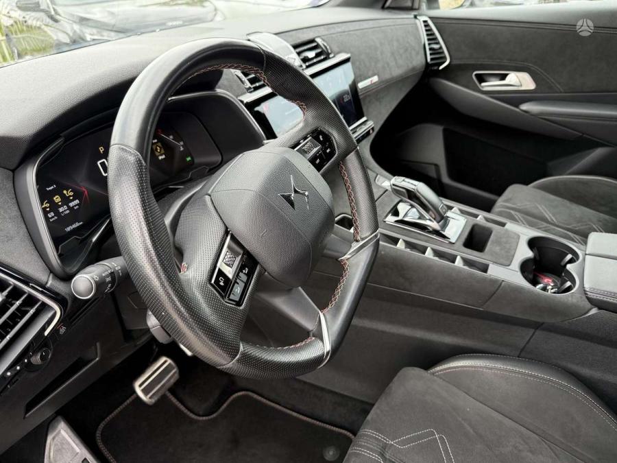 Pelēks DS 7 Crossback 2022 Marijampole, ar dzinēja tilpumu 1.50 L un nobraukumu 189 tūkst. km par 16692 €, foto 21 vietnē AUTOMOTO.COM.LV