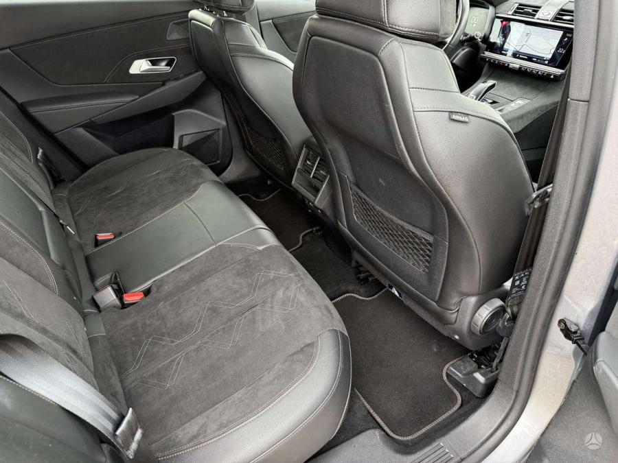 Pelēks DS 7 Crossback 2022 Marijampole, ar dzinēja tilpumu 1.50 L un nobraukumu 189 tūkst. km par 16692 €, foto 29 vietnē AUTOMOTO.COM.LV