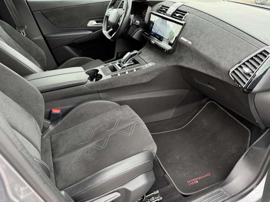 Pelēks DS 7 Crossback 2022 Marijampole, ar dzinēja tilpumu 1.50 L un nobraukumu 189 tūkst. km par 16692 €, foto 30 vietnē AUTOMOTO.COM.LV