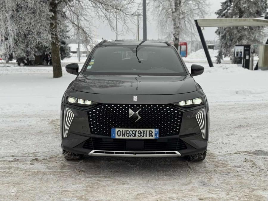 Pelēks DS 7 Crossback 2023 Tauragė, ar dzinēja tilpumu 1.50 L un nobraukumu 214 tūkst. km par 19500 €, foto 3 vietnē AUTOMOTO.COM.LV