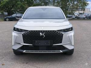 Grey DS 7 Crossback 2023 in Siauliai, with an engine capacity of 1.50 L and mileage of 153 thousand km for 18200 €, photo 4 on AUTOMOTO.COM.LV