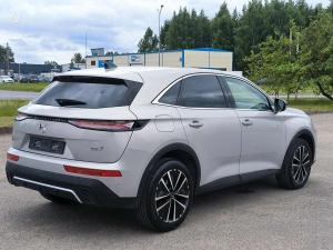 Grey DS 7 Crossback 2023 in Siauliai, with an engine capacity of 1.50 L and mileage of 153 thousand km for 18200 €, photo 7 on AUTOMOTO.COM.LV