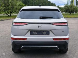 Grey DS 7 Crossback 2023 in Siauliai, with an engine capacity of 1.50 L and mileage of 153 thousand km for 18200 €, photo 8 on AUTOMOTO.COM.LV