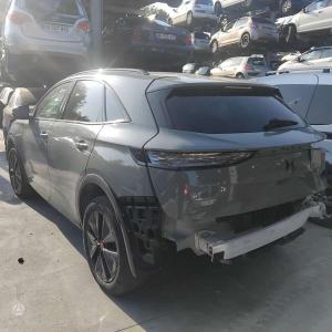 Grey DS 7 Crossback 2024 in Taurage, with an engine capacity of 1.50 L and mileage of 26 thousand km for 16500 €, photo 5 on AUTOMOTO.COM.LV