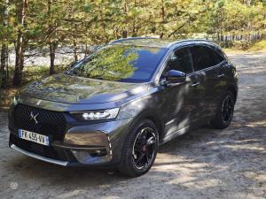 Grey DS 7 Crossback 2019 in Vilnius, with an engine capacity of 1.50 L and mileage of 156 thousand km for 15200 €, photo  on AUTOMOTO.COM.LV