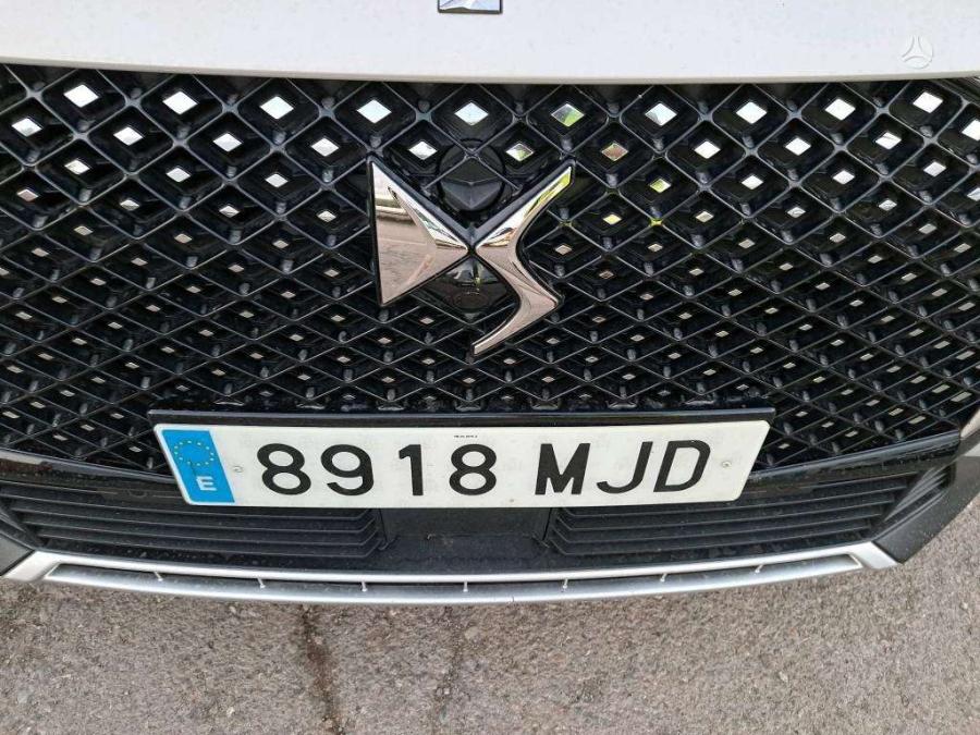 Серый DS 7 Crossback 2023 в Каунас, объемом двигателя 1.60 л и пробегом 80 тыс. км за 26200 €, фото 3 на AUTOMOTO.COM.LV