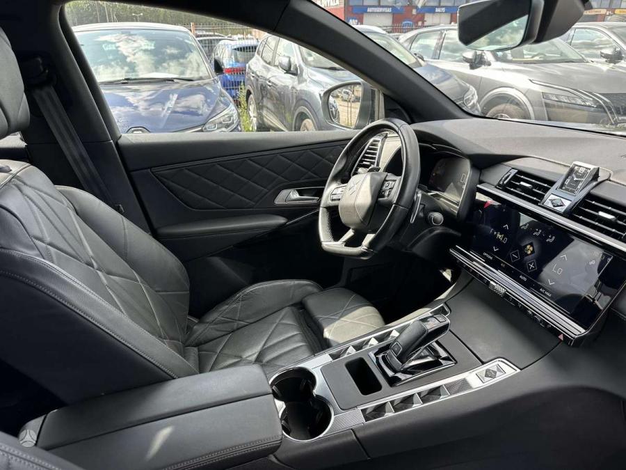 Violet DS 7 Crossback 2022 in Vilnius, with an engine capacity of 1.50 L and mileage of 149 thousand km for 18754 €, photo 26 on AUTOMOTO.COM.LV