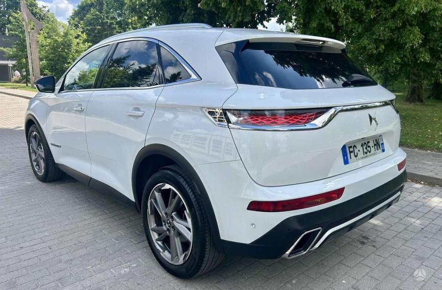 White DS 7 Crossback 2018 in Taurage, with an engine capacity of 2.00 L and mileage of 207 thousand km for 13200 €, photo 3 on AUTOMOTO.COM.LV