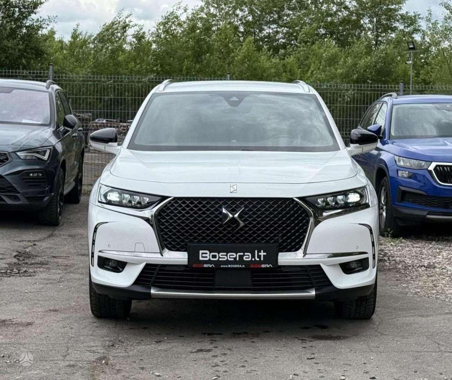 White DS 7 Crossback 2019 in Vilnius, with an engine capacity of 1.50 L and mileage of 171 thousand km for 17990 €, photo 3 on AUTOMOTO.COM.LV