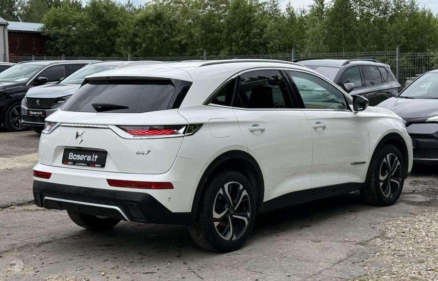 White DS 7 Crossback 2019 in Vilnius, with an engine capacity of 1.50 L and mileage of 171 thousand km for 17990 €, photo 8 on AUTOMOTO.COM.LV