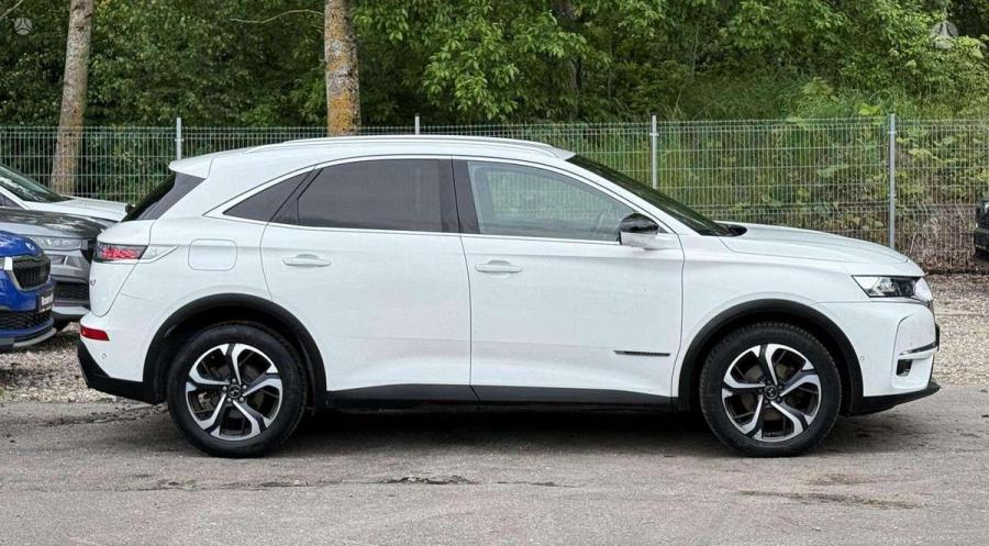 White DS 7 Crossback 2019 in Vilnius, with an engine capacity of 1.50 L and mileage of 171 thousand km for 17990 €, photo 9 on AUTOMOTO.COM.LV