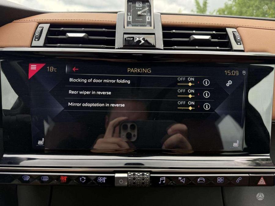 White DS 7 Crossback 2019 in Vilnius, with an engine capacity of 1.50 L and mileage of 171 thousand km for 17990 €, photo 36 on AUTOMOTO.COM.LV