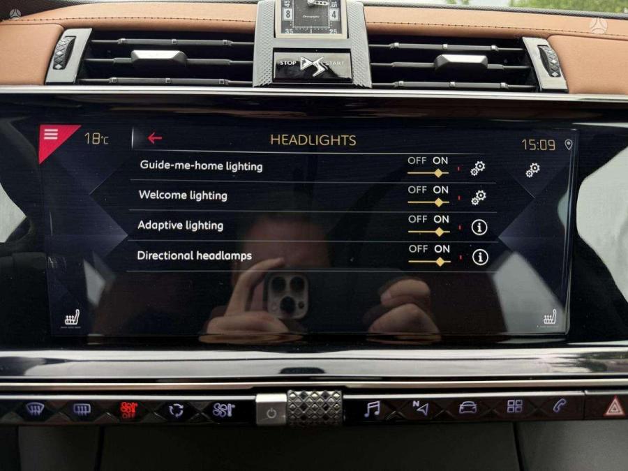 White DS 7 Crossback 2019 in Vilnius, with an engine capacity of 1.50 L and mileage of 171 thousand km for 17990 €, photo 37 on AUTOMOTO.COM.LV