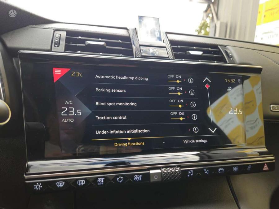 Белый DS 7 Crossback 2019 в Шяуляй, объемом двигателя 2.00 л и пробегом 257 тыс. км за 14950 €, фото 29 на AUTOMOTO.COM.LV