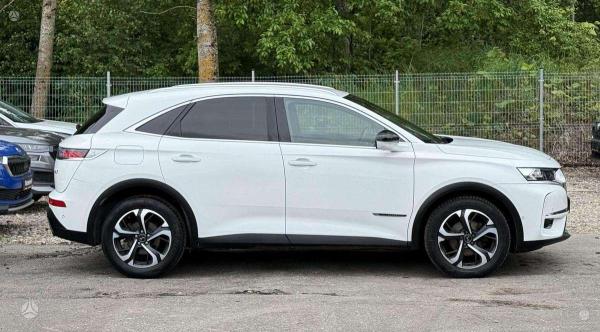 White DS 7 Crossback 2019 in Vilnius, with an engine capacity of 1.50 L and mileage of 171 thousand km for 16990 €, photo 5 on AUTOMOTO.COM.LV
