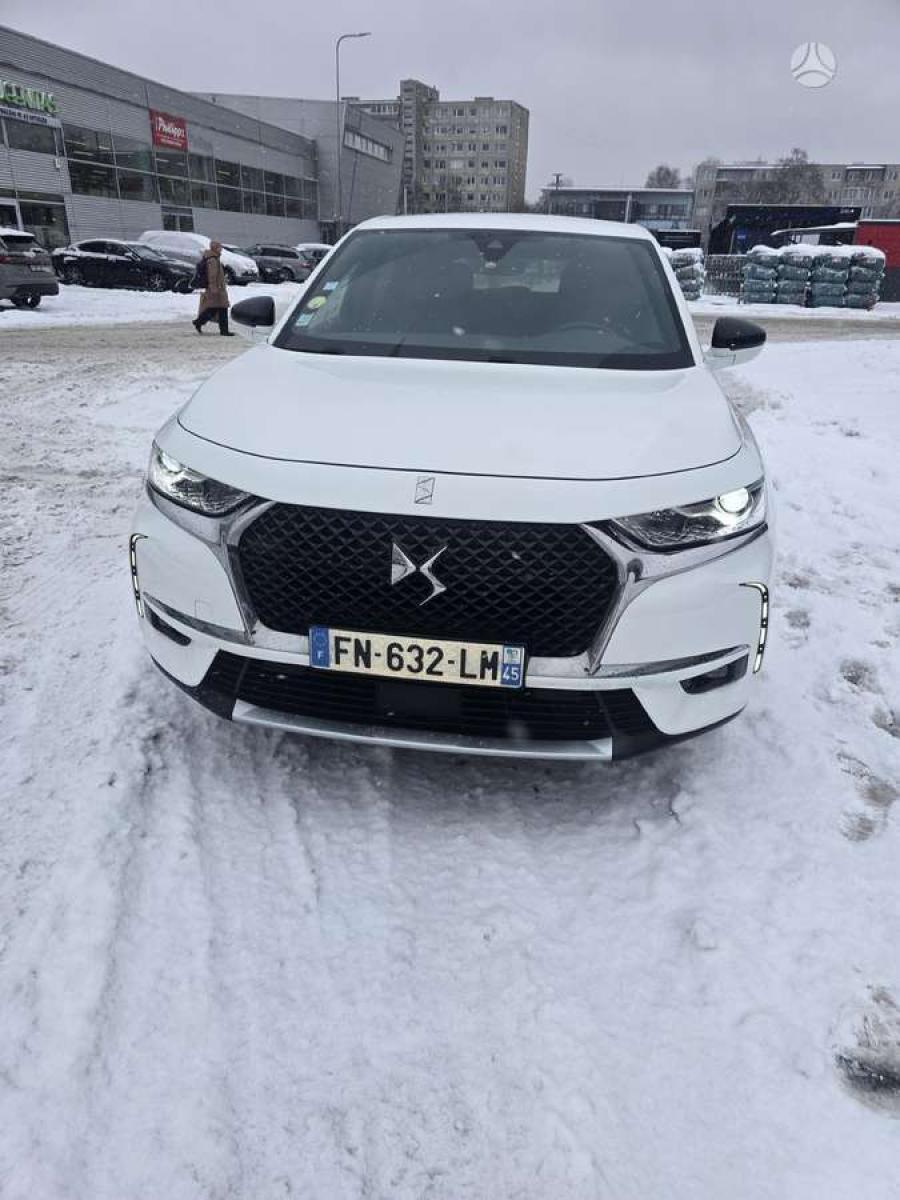 Белый DS 7 Crossback 2020 в Вильнюс, объемом двигателя 0.00 л и пробегом 210 тыс. км за 12500 €, фото 5 на AUTOMOTO.COM.LV
