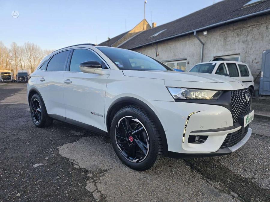 White DS 7 Crossback 2021 in Klaipeda, with an engine capacity of 1.60 L and mileage of 161 thousand km for 19590 €, photo 2 on AUTOMOTO.COM.LV