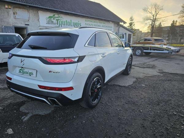 White DS 7 Crossback 2021 in Klaipeda, with an engine capacity of 1.60 L and mileage of 161 thousand km for 19590 €, photo 3 on AUTOMOTO.COM.LV