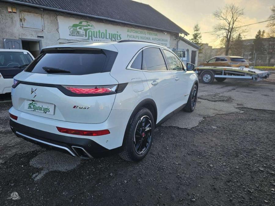 White DS 7 Crossback 2021 in Klaipeda, with an engine capacity of 1.60 L and mileage of 161 thousand km for 19590 €, photo 3 on AUTOMOTO.COM.LV
