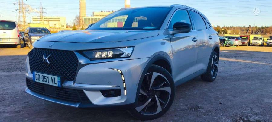 White DS 7 Crossback 2021 in Kaunas, with an engine capacity of 1.50 L and mileage of 158 thousand km for 18755 €, photo 2 on AUTOMOTO.COM.LV