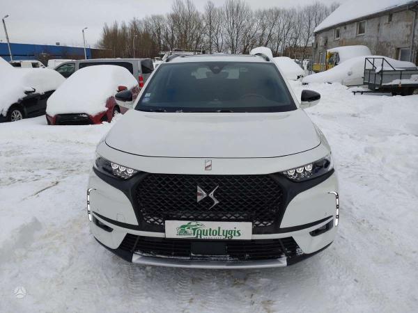 Balts DS 7 Crossback 2021 Klaipėda, ar dzinēja tilpumu 1.60 L un nobraukumu 161 tūkst. km par 19580 €, foto 5 vietnē AUTOMOTO.COM.LV