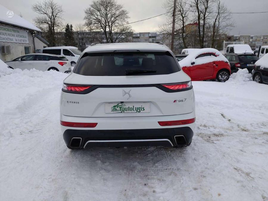 White DS 7 Crossback 2021 in Klaipeda, with an engine capacity of 1.60 L and mileage of 161 thousand km for 19590 €, photo 5 on AUTOMOTO.COM.LV