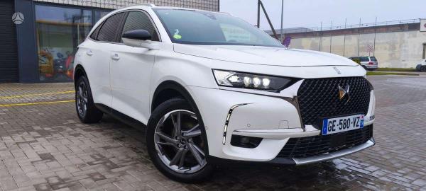 White DS 7 Crossback 2022 in Kaunas, with an engine capacity of 1.50 L and mileage of 155 thousand km for 17400 €, photo 2 on AUTOMOTO.COM.LV