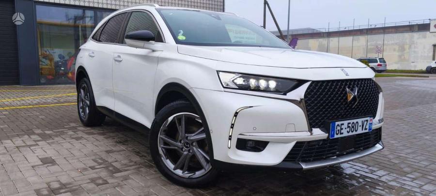 White DS 7 Crossback 2022 in Kaunas, with an engine capacity of 1.50 L and mileage of 155 thousand km for 17400 €, photo 2 on AUTOMOTO.COM.LV