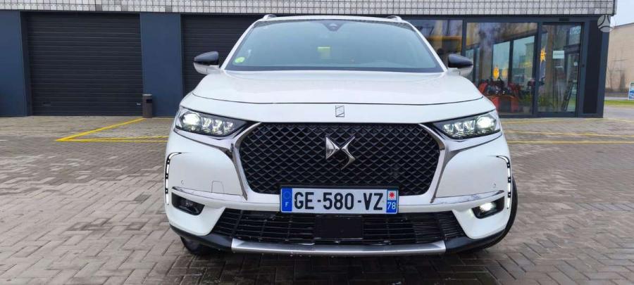 White DS 7 Crossback 2022 in Kaunas, with an engine capacity of 1.50 L and mileage of 155 thousand km for 17400 €, photo 3 on AUTOMOTO.COM.LV