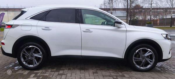 White DS 7 Crossback 2022 in Kaunas, with an engine capacity of 1.50 L and mileage of 155 thousand km for 17400 €, photo 4 on AUTOMOTO.COM.LV