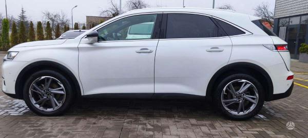 White DS 7 Crossback 2022 in Kaunas, with an engine capacity of 1.50 L and mileage of 155 thousand km for 17400 €, photo 5 on AUTOMOTO.COM.LV