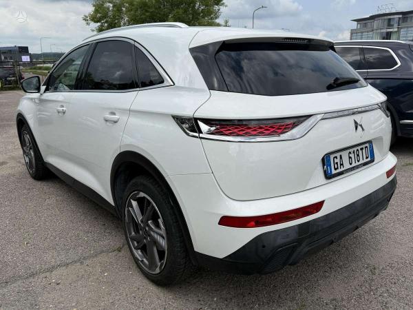 Balts DS 7 Crossback 2022 Viļņa, ar dzinēja tilpumu 1.50 L un nobraukumu 181 tūkst. km par 15972 €, foto 4 vietnē AUTOMOTO.COM.LV