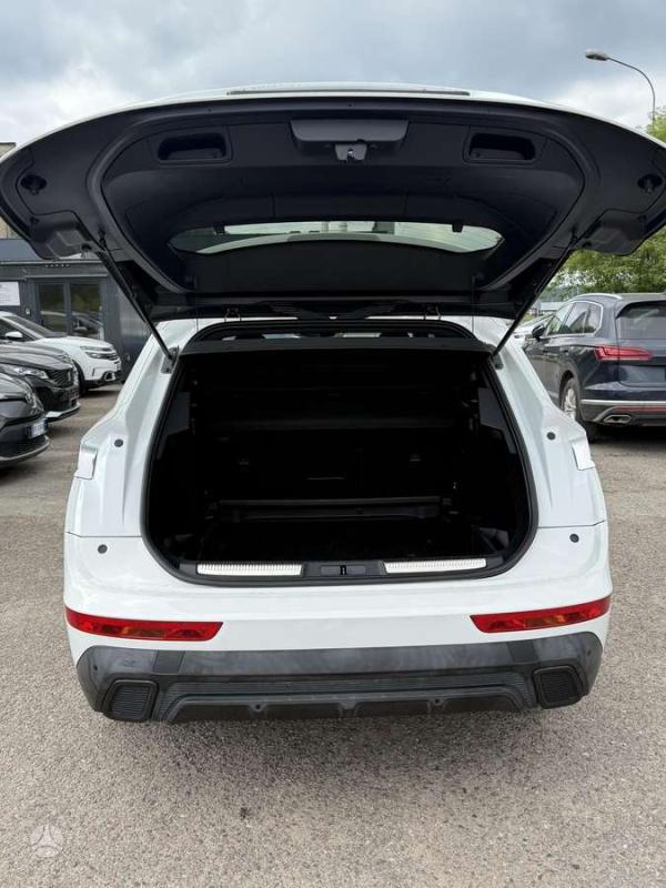 Balts DS 7 Crossback 2022 Viļņa, ar dzinēja tilpumu 1.50 L un nobraukumu 181 tūkst. km par 15972 €, foto 5 vietnē AUTOMOTO.COM.LV