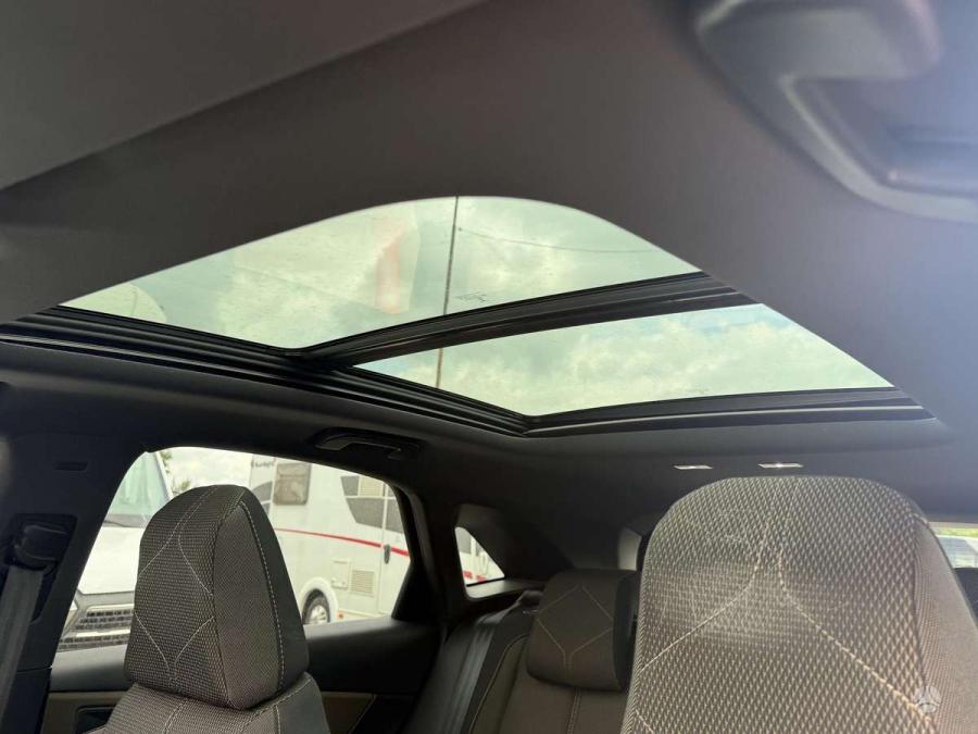 Balts DS 7 Crossback 2022 Viļņa, ar dzinēja tilpumu 1.50 L un nobraukumu 181 tūkst. km par 15972 €, foto 12 vietnē AUTOMOTO.COM.LV