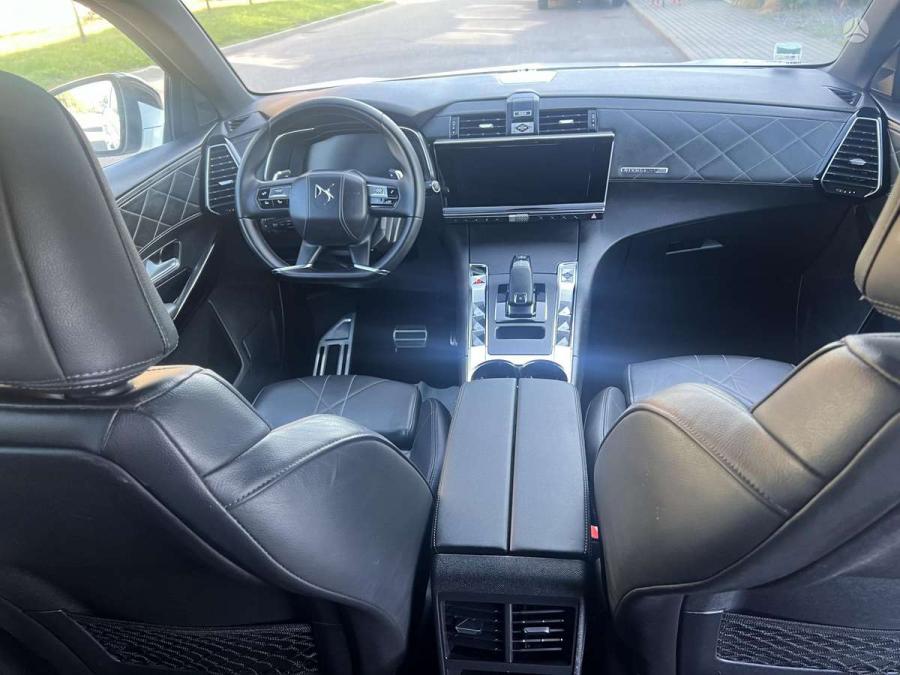 Белый DS 7 Crossback 2022 в Каунас, объемом двигателя 1.50 л и пробегом 120 тыс. км за 18750 €, фото 26 на AUTOMOTO.COM.LV