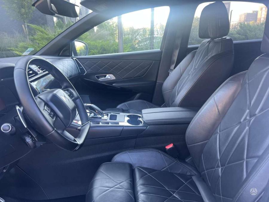 Белый DS 7 Crossback 2022 в Каунас, объемом двигателя 1.50 л и пробегом 120 тыс. км за 18750 €, фото 31 на AUTOMOTO.COM.LV