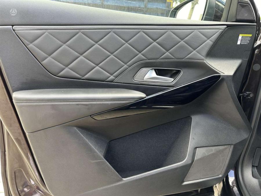DS 7 2018 in Taurage, with an engine capacity of 2.00 L and mileage of 121 thousand km for 16900 €, photo 16 on AUTOMOTO.COM.LV