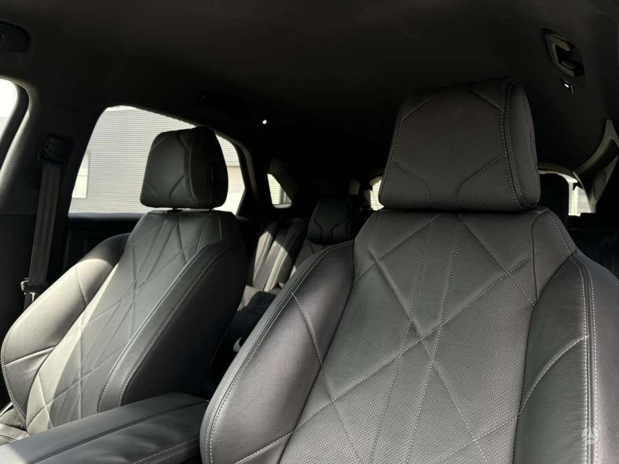 DS 7 2018 in Taurage, with an engine capacity of 2.00 L and mileage of 121 thousand km for 16900 €, photo 27 on AUTOMOTO.COM.LV