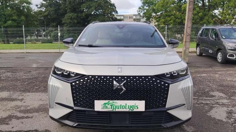 DS 7 2023 in Klaipeda, with an engine capacity of 1.60 L and mileage of 162 thousand km for 24188 €, photo 4 on AUTOMOTO.COM.LV