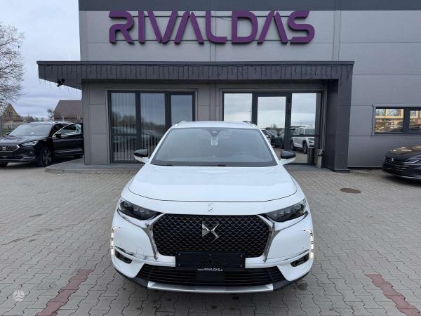 White DS 7 2022 in Siauliai, with an engine capacity of 0.00 L and mileage of 175 thousand km for 21990 €, photo 1 on AUTOMOTO.COM.LV