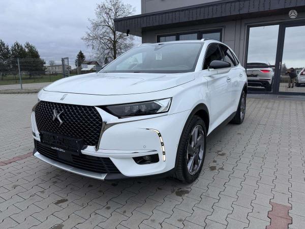 White DS 7 2022 in Siauliai, with an engine capacity of 0.00 L and mileage of 175 thousand km for 21990 €, photo 2 on AUTOMOTO.COM.LV