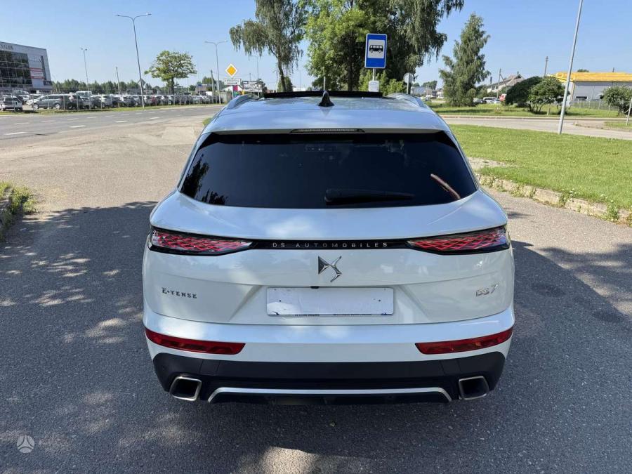 Balts DS 7 2023 Tauragė, ar dzinēja tilpumu 1.60 L un nobraukumu 158 tūkst. km par 21500 €, foto 8 vietnē AUTOMOTO.COM.LV